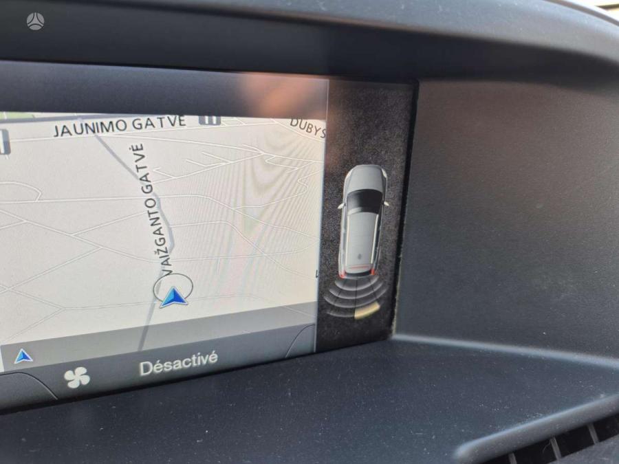 Black Volvo XC60 2011 in Raseiniai, with an engine capacity of 2.40 L and mileage of 245 thousand km for 7999 €, photo 23 on AUTOMOTO.COM.LV