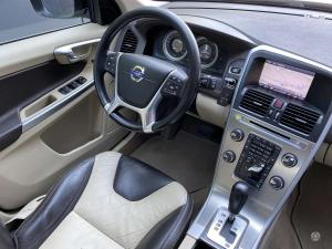 Black Volvo XC60 2011 in Marijampole, with an engine capacity of 2.40 L and mileage of 279 thousand km for 9950 €, photo 36 on AUTOMOTO.COM.LV