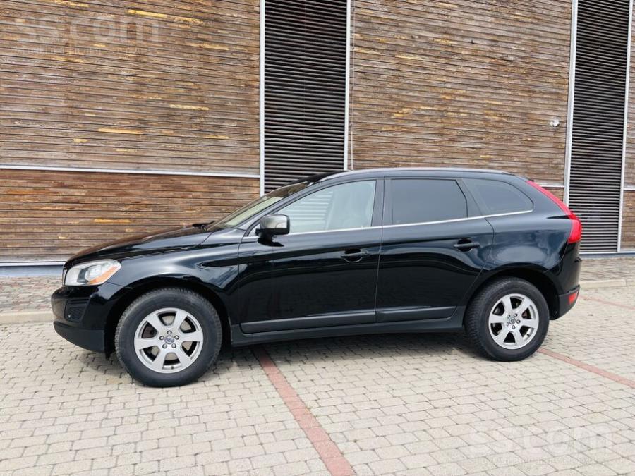 Melns Volvo XC60 2011 Rīga, ar dzinēja tilpumu 2.00 L un nobraukumu 371 tūkst. km par 7999 €, foto 6 vietnē AUTOMOTO.COM.LV
