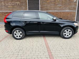 Melns Volvo XC60 2011 Rīga, ar dzinēja tilpumu 2.00 L un nobraukumu 371 tūkst. km par 7999 €, foto 8 vietnē AUTOMOTO.COM.LV