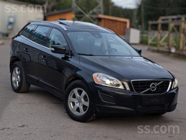 Melns Volvo XC60 2011 Jūrmala, ar dzinēja tilpumu 2.40 L un nobraukumu 0 tūkst. km par 6450 €, foto 1 vietnē AUTOMOTO.COM.LV