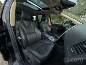 Black Volvo XC60 2011 in Jurmala, with an engine capacity of 2.40 L and mileage of 0 thousand km for 6450 €, photo 11 on AUTOMOTO.COM.LV