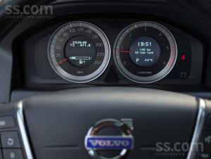 Black Volvo XC60 2011 in Jurmala, with an engine capacity of 2.40 L and mileage of 0 thousand km for 6450 €, photo 13 on AUTOMOTO.COM.LV