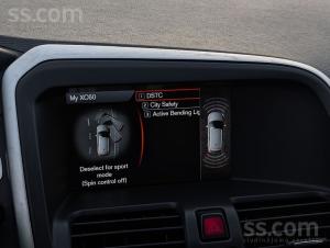 Black Volvo XC60 2011 in Jurmala, with an engine capacity of 2.40 L and mileage of 0 thousand km for 6450 €, photo 33 on AUTOMOTO.COM.LV