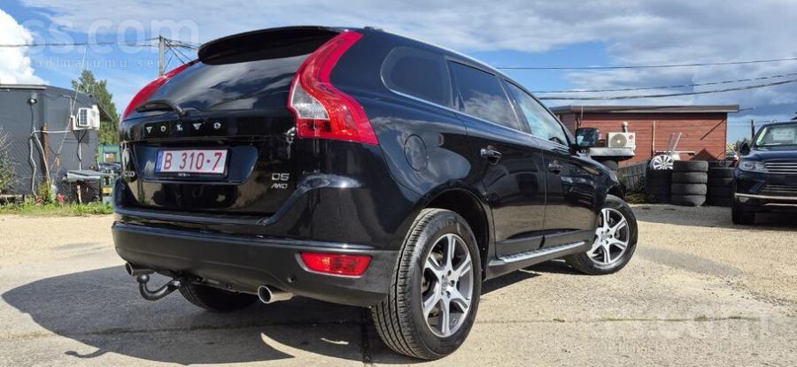 Melns Volvo XC60 2011 Rīga, ar dzinēja tilpumu 2.40 L un nobraukumu 0 tūkst. km par 10500 €, foto 7 vietnē AUTOMOTO.COM.LV