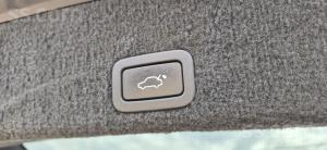 Melns Volvo XC60 2011 Rīga, ar dzinēja tilpumu 2.40 L un nobraukumu 0 tūkst. km par 10500 €, foto 17 vietnē AUTOMOTO.COM.LV
