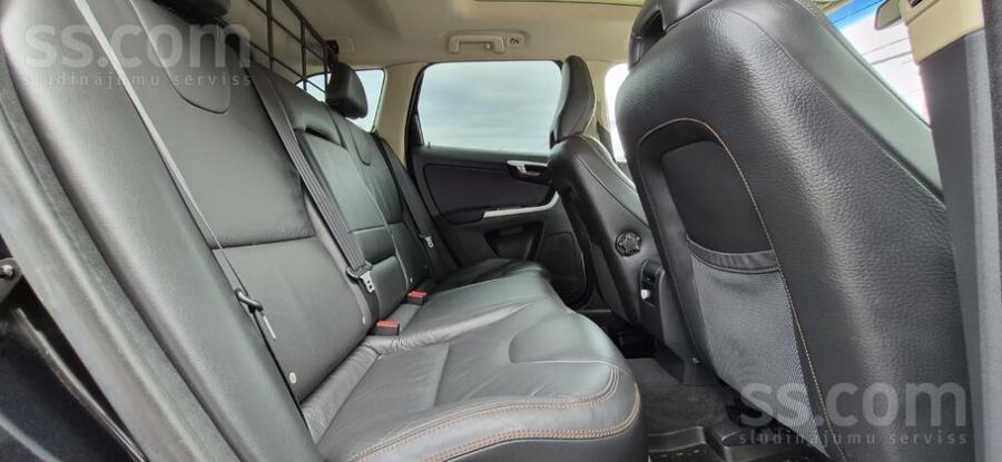 Melns Volvo XC60 2011 Rīga, ar dzinēja tilpumu 2.40 L un nobraukumu 0 tūkst. km par 10500 €, foto 18 vietnē AUTOMOTO.COM.LV