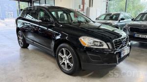 Black Volvo XC60 2011 in Riga, with an engine capacity of 2.40 L and mileage of 262 thousand km for 6500 €, photo 8 on AUTOMOTO.COM.LV