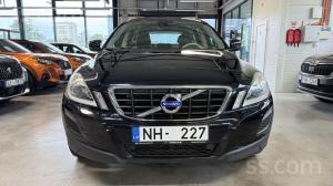 Black Volvo XC60 2011 in Riga, with an engine capacity of 2.40 L and mileage of 262 thousand km for 6500 €, photo 9 on AUTOMOTO.COM.LV