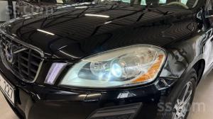 Black Volvo XC60 2011 in Riga, with an engine capacity of 2.40 L and mileage of 262 thousand km for 6500 €, photo 11 on AUTOMOTO.COM.LV