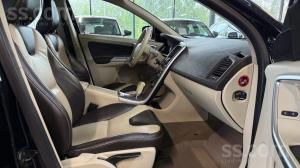 Black Volvo XC60 2011 in Riga, with an engine capacity of 2.40 L and mileage of 262 thousand km for 6500 €, photo 20 on AUTOMOTO.COM.LV