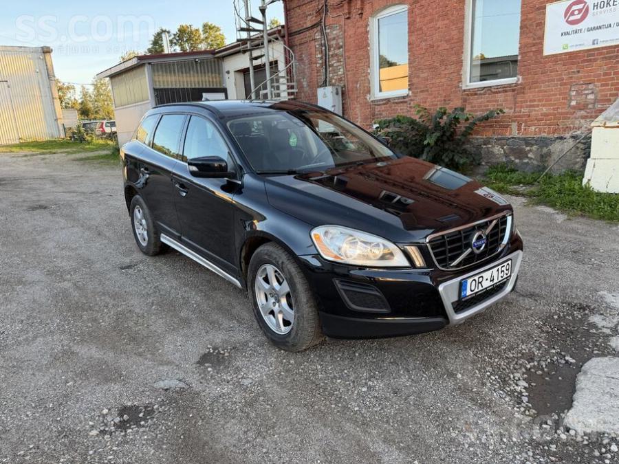 Melns Volvo XC60 2011 Rēzekne, ar dzinēja tilpumu 2.40 L un nobraukumu 0 tūkst. km par 7950 €, foto 4 vietnē AUTOMOTO.COM.LV