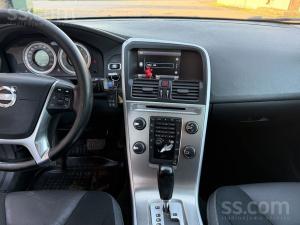 Melns Volvo XC60 2011 Rēzekne, ar dzinēja tilpumu 2.40 L un nobraukumu 0 tūkst. km par 7950 €, foto 12 vietnē AUTOMOTO.COM.LV