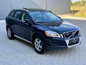 Black Volvo XC60 2011 in Siauliai, with an engine capacity of 1.98 L and mileage of 301 thousand km for 7600 €, photo 3 on AUTOMOTO.COM.LV