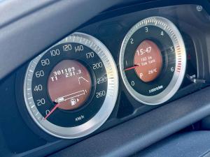 Black Volvo XC60 2011 in Siauliai, with an engine capacity of 1.98 L and mileage of 301 thousand km for 7600 €, photo 14 on AUTOMOTO.COM.LV