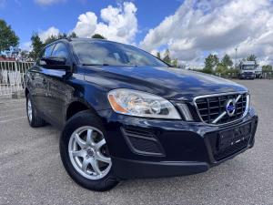 Melns Volvo XC60 2011 Alīta, ar dzinēja tilpumu 1.98 L un nobraukumu 233 tūkst. km par 8500 €, foto 4 vietnē AUTOMOTO.COM.LV