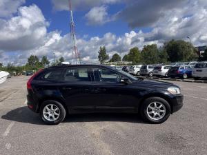 Melns Volvo XC60 2011 Alīta, ar dzinēja tilpumu 1.98 L un nobraukumu 233 tūkst. km par 8500 €, foto 6 vietnē AUTOMOTO.COM.LV