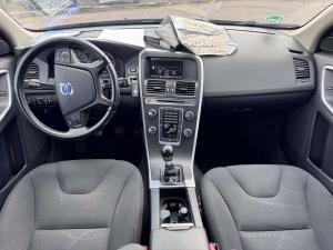 Melns Volvo XC60 2011 Alīta, ar dzinēja tilpumu 1.98 L un nobraukumu 233 tūkst. km par 8500 €, foto 10 vietnē AUTOMOTO.COM.LV