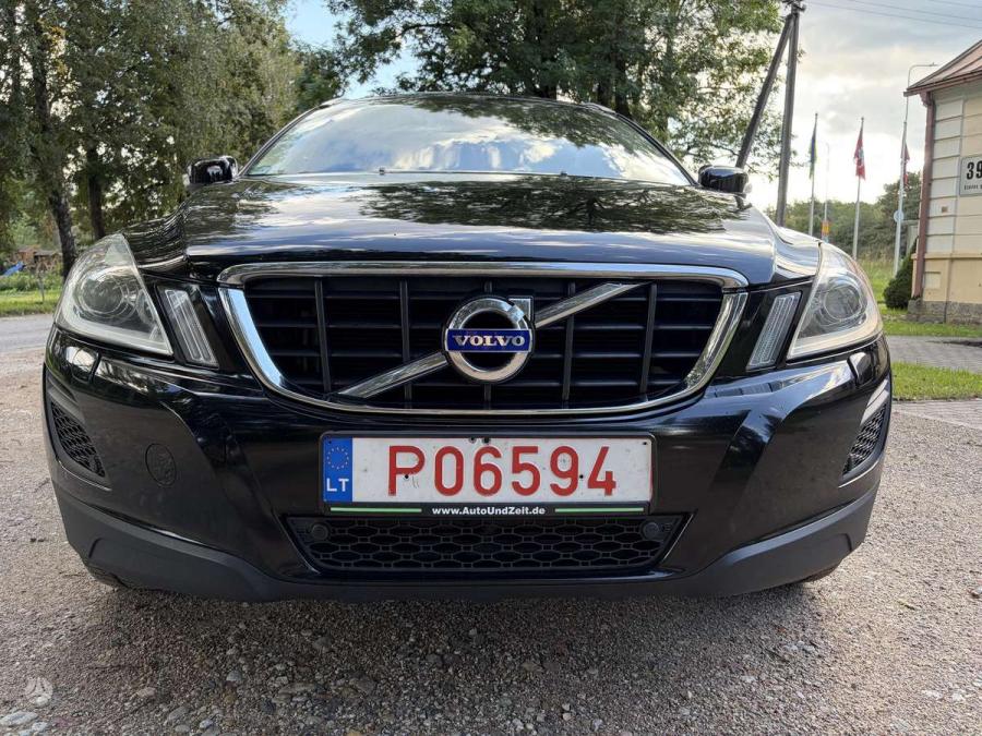 Melns Volvo XC60 2011 Utena, ar dzinēja tilpumu 2.40 L un nobraukumu 288 tūkst. km par 9600 €, foto 6 vietnē AUTOMOTO.COM.LV