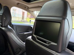 Melns Volvo XC60 2011 Utena, ar dzinēja tilpumu 2.40 L un nobraukumu 288 tūkst. km par 9600 €, foto 17 vietnē AUTOMOTO.COM.LV
