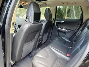 Melns Volvo XC60 2011 Utena, ar dzinēja tilpumu 2.40 L un nobraukumu 288 tūkst. km par 9600 €, foto 24 vietnē AUTOMOTO.COM.LV