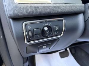 Melns Volvo XC60 2011 Utena, ar dzinēja tilpumu 2.40 L un nobraukumu 288 tūkst. km par 9600 €, foto 28 vietnē AUTOMOTO.COM.LV