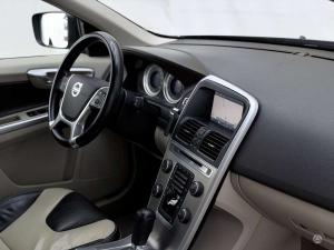 Melns Volvo XC60 2011 Viļņa, ar dzinēja tilpumu 1.98 L un nobraukumu 325 tūkst. km par 7990 €, foto 17 vietnē AUTOMOTO.COM.LV