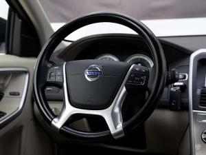 Melns Volvo XC60 2011 Viļņa, ar dzinēja tilpumu 1.98 L un nobraukumu 325 tūkst. km par 7990 €, foto 20 vietnē AUTOMOTO.COM.LV