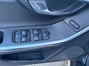 Melns Volvo XC60 2011 Paide, ar dzinēja tilpumu 2.40 L un nobraukumu 252 tūkst. km par 8990 €, foto 20 vietnē AUTOMOTO.COM.LV