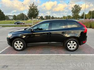 Black Volvo XC60 2011 in Riga, with an engine capacity of 2.40 L and mileage of 375 thousand km for 5800 €, photo 6 on AUTOMOTO.COM.LV