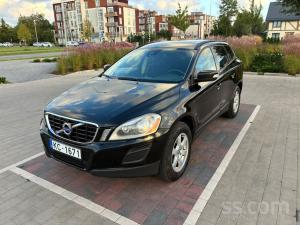 Black Volvo XC60 2011 in Riga, with an engine capacity of 2.40 L and mileage of 375 thousand km for 5800 €, photo 7 on AUTOMOTO.COM.LV
