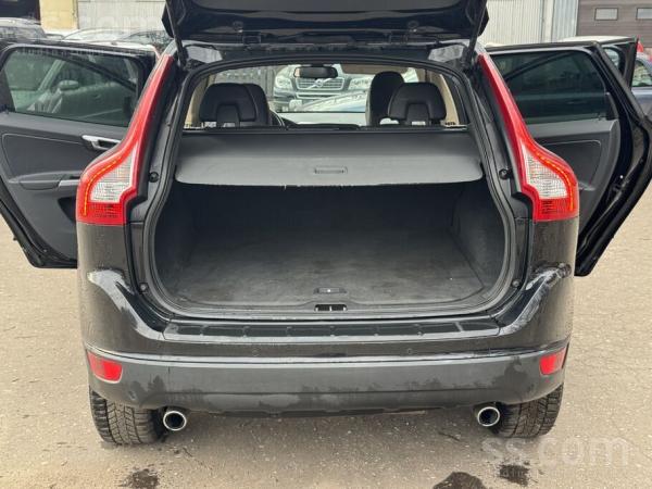 Melns Volvo XC60 2011 Rīga, ar dzinēja tilpumu 2.40 L un nobraukumu 228 tūkst. km par 8750 €, foto 6 vietnē AUTOMOTO.COM.LV