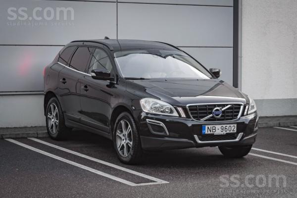 Volvo XC60 2011 Rīga vietnē Melns Volvo XC60 2011 Rīga, ar dzinēja tilpumu 2.40 L un nobraukumu 342 tūkst. km par 6490 €, foto 4 vietnē AUTOMOTO.COM.LV