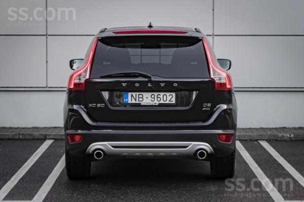 Volvo XC60 2011 Rīga vietnē Melns Volvo XC60 2011 Rīga, ar dzinēja tilpumu 2.40 L un nobraukumu 342 tūkst. km par 6490 €, foto 6 vietnē AUTOMOTO.COM.LV