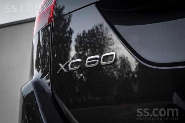 Volvo XC60 2011 Rīga vietnē Melns Volvo XC60 2011 Rīga, ar dzinēja tilpumu 2.40 L un nobraukumu 342 tūkst. km par 6490 €, foto 8 vietnē AUTOMOTO.COM.LV