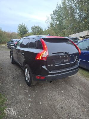 Melns Volvo XC60 2011 Kretinga, ar dzinēja tilpumu 2.00 L un nobraukumu 278 tūkst. km par 7600 €, foto 4 vietnē AUTOMOTO.COM.LV