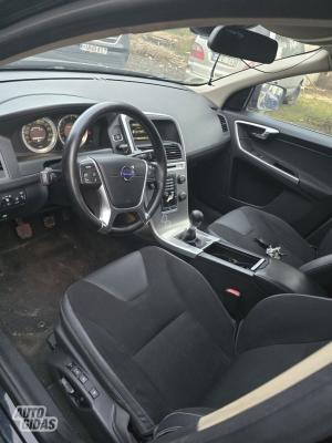 Melns Volvo XC60 2011 Kretinga, ar dzinēja tilpumu 2.00 L un nobraukumu 278 tūkst. km par 7600 €, foto 12 vietnē AUTOMOTO.COM.LV