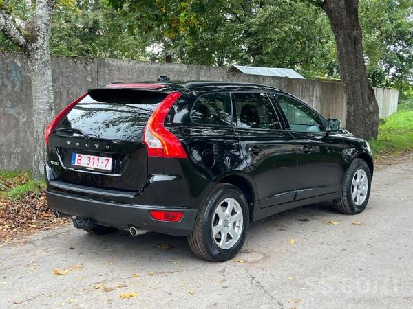 Melns Volvo XC60 2011 Rīga, ar dzinēja tilpumu 2.40 L un nobraukumu 0 tūkst. km par 6799 €, foto 6 vietnē AUTOMOTO.COM.LV