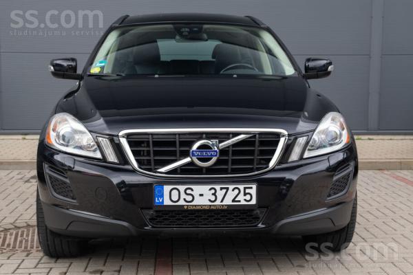 Melns Volvo XC60 2011 Tukums, ar dzinēja tilpumu 2.40 L un nobraukumu 275 tūkst. km par 9700 €, foto 3 vietnē AUTOMOTO.COM.LV