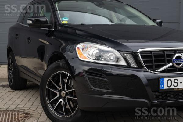 Melns Volvo XC60 2011 Tukums, ar dzinēja tilpumu 2.40 L un nobraukumu 275 tūkst. km par 9700 €, foto 11 vietnē AUTOMOTO.COM.LV