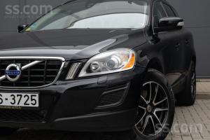 Black Volvo XC60 2011 in Tukums, with an engine capacity of 2.40 L and mileage of 275 thousand km for 9700 €, photo 13 on AUTOMOTO.COM.LV