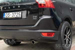 Black Volvo XC60 2011 in Tukums, with an engine capacity of 2.40 L and mileage of 275 thousand km for 9700 €, photo 14 on AUTOMOTO.COM.LV