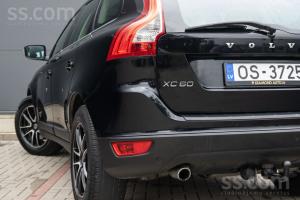 Black Volvo XC60 2011 in Tukums, with an engine capacity of 2.40 L and mileage of 275 thousand km for 9700 €, photo 16 on AUTOMOTO.COM.LV