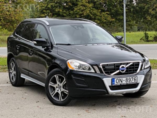 Volvo XC60 2011 Ogre vietnē Melns Volvo XC60 2011 Ogre, ar dzinēja tilpumu 2.40 L un nobraukumu 284 tūkst. km par 10450 €, foto 1 vietnē AUTOMOTO.COM.LV