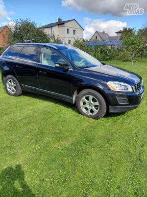 Melns Volvo XC60 2011 Kauņa, ar dzinēja tilpumu 3.00 L un nobraukumu 262 tūkst. km par 6500 €, foto 3 vietnē AUTOMOTO.COM.LV