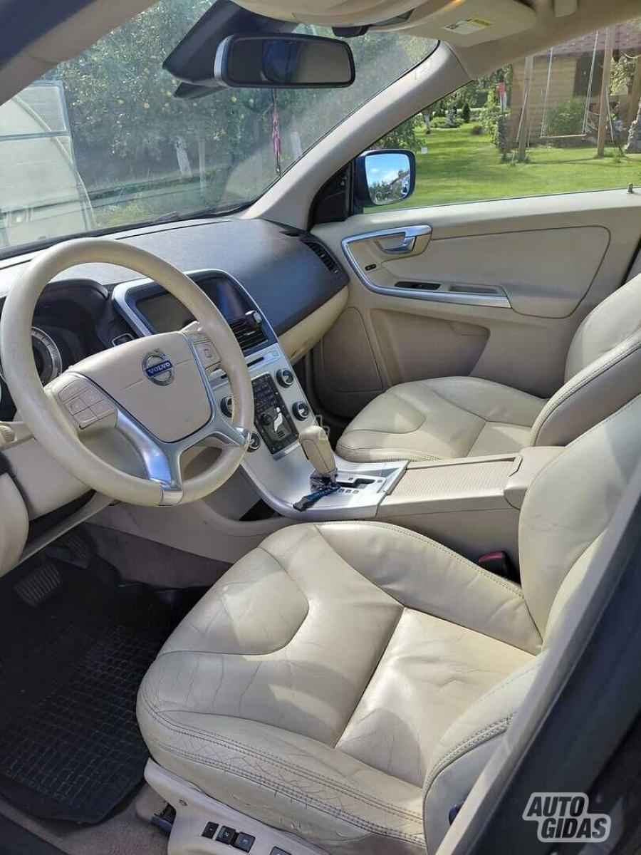 Melns Volvo XC60 2011 Kauņa, ar dzinēja tilpumu 3.00 L un nobraukumu 262 tūkst. km par 6500 €, foto 7 vietnē AUTOMOTO.COM.LV