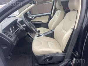 Melns Volvo XC60 2012 Rīga, ar dzinēja tilpumu 2.00 L un nobraukumu 217 tūkst. km par 9950 €, foto 10 vietnē AUTOMOTO.COM.LV