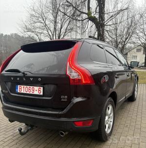 Melns Volvo XC60 2012 Ogre, ar dzinēja tilpumu 2.40 L un nobraukumu 321 tūkst. km par 9150 €, foto 7 vietnē AUTOMOTO.COM.LV