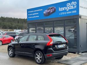 Black Volvo XC60 2012 in Vilnius, with an engine capacity of 2.40 L and mileage of 225 thousand km for 9350 €, photo 3 on AUTOMOTO.COM.LV