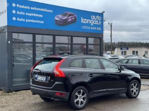 Black Volvo XC60 2012 in Vilnius, with an engine capacity of 2.40 L and mileage of 225 thousand km for 9350 €, photo 4 on AUTOMOTO.COM.LV